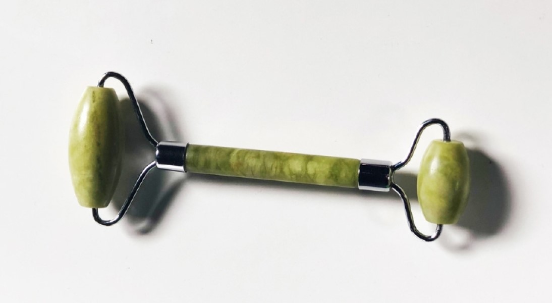 What You Need To Know About Jade Rollers - American Beauty Star